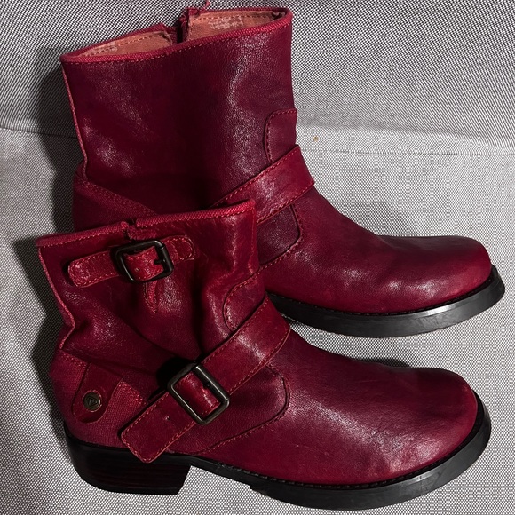 London Underground | Shoes | Vintage 9s London Underground Red Leather ...